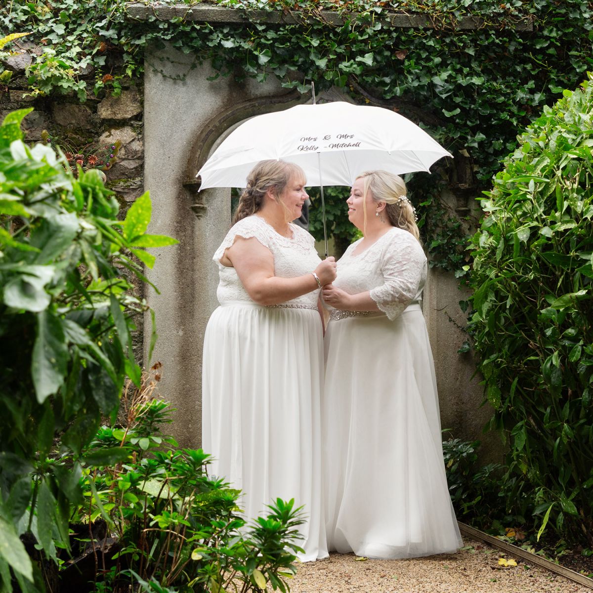 Storytelling Wedding Photographer | Lisa Hynes Photography